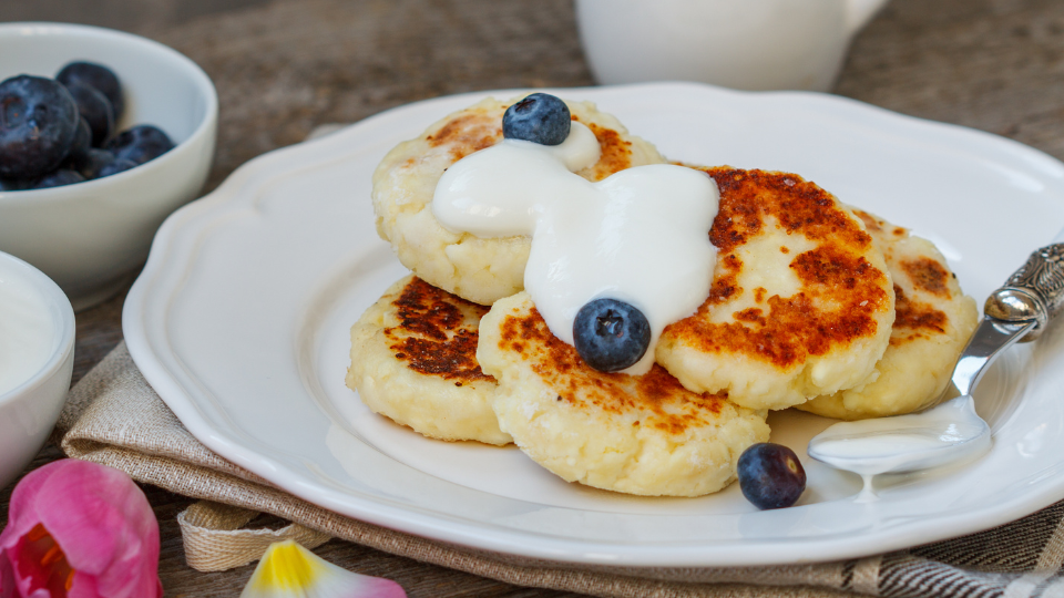 Cottage Cheese Protein Pancakes with Blueberries & Lemon